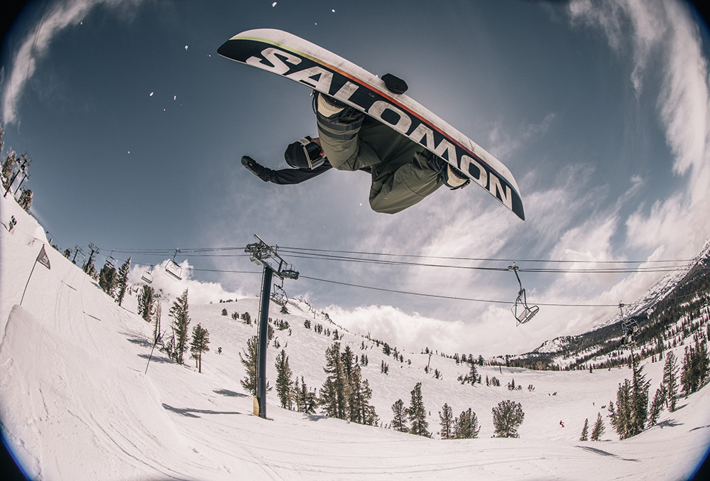 How To Choose Snowboard Goggles